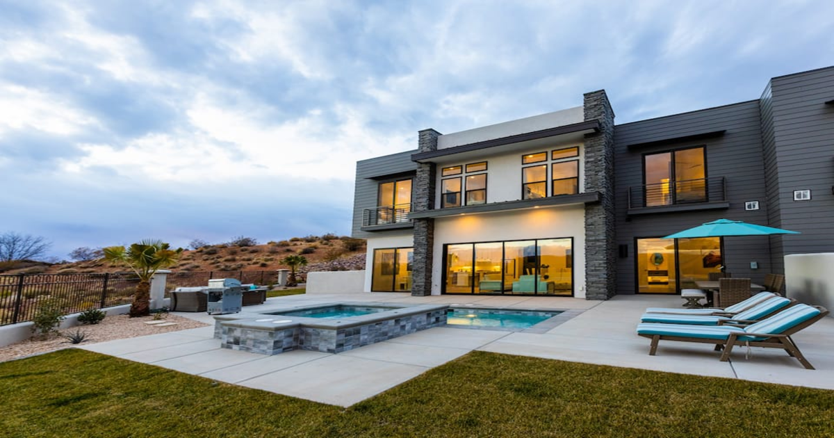 Ember | Coral Canyon